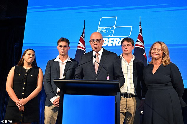 Peter Dutton receives hero's welcome at party convention, but makes ...