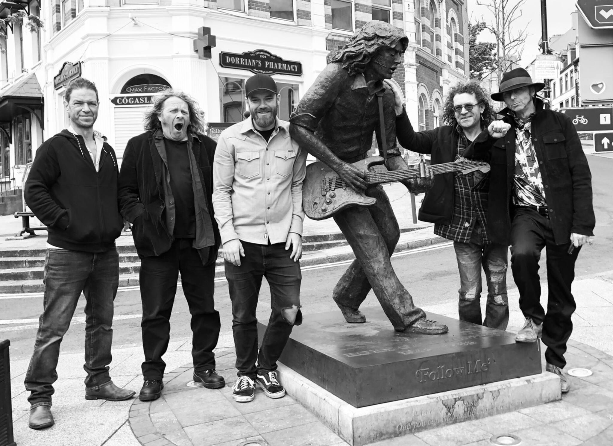 Stralsund: Jed Thomas Band spielt Blues in Kulturkirche – OZ vergibt ...