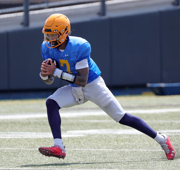 Kent State names CJ Montes its starting quarterback for the 2025 ...