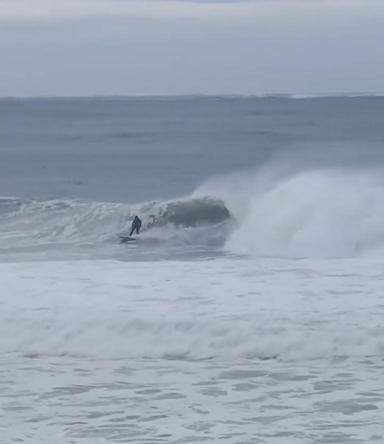Strong winds and waves batter Nantucket, Martha’s Vineyard as Hurricane ...