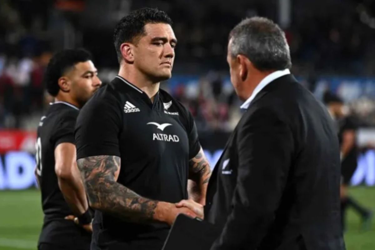 All Blacks celebrate their 14th Test centurion