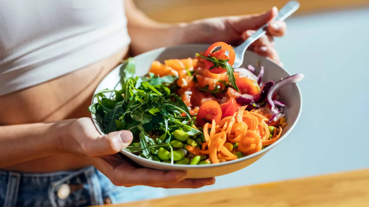 The Mind Diet: How eating these foods can prevent dementia and help in ...