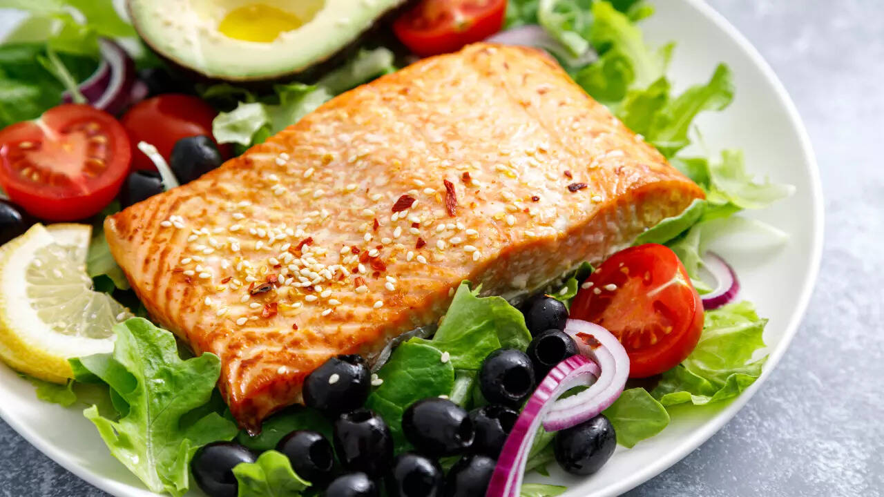 The Mind Diet: How eating these foods can prevent dementia and help in ...