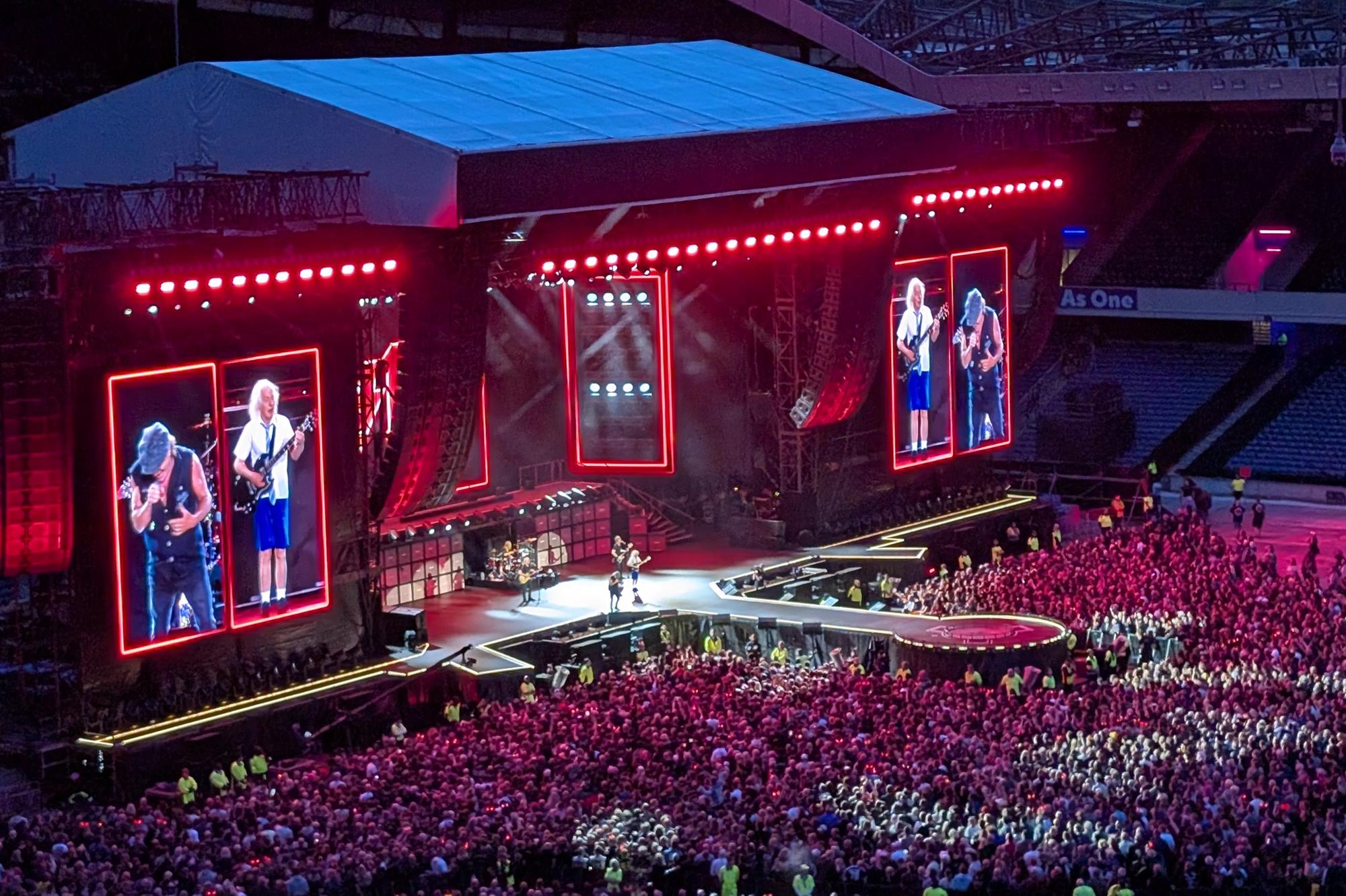 AC/DC at Murrayfield: Man, 24, arrested at AC/DC gig in Edinburgh over 'threatening' behaviour ...