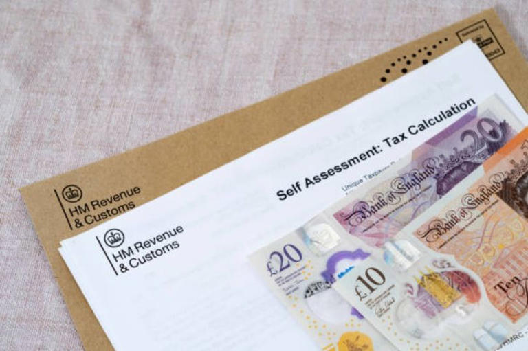 HMRC cuts 'threshold' for UK households and crackdown starts in two weeks