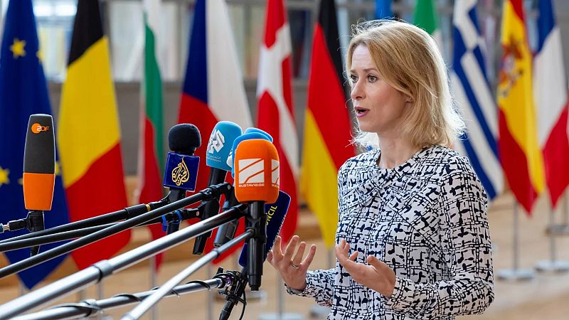 Putin ‘laughing’ as Europeans fall into his ‘trap’ on Ukrainian land ...