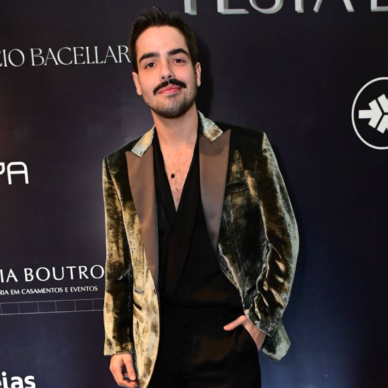 João Augusto Liberato, Maísa Silva, Adriane Galisteu... João Silva reúne amigos famosos em festa ...