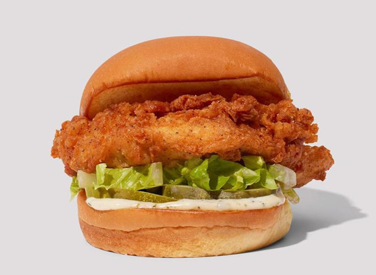 5 Chain Restaurant Fried Chicken Sandwiches Chefs Love