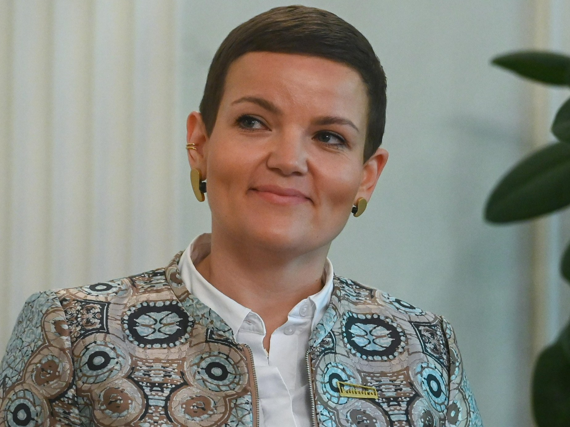 Wywiad bez trudnych pytań. Minister kultury "przepytana" przez ...