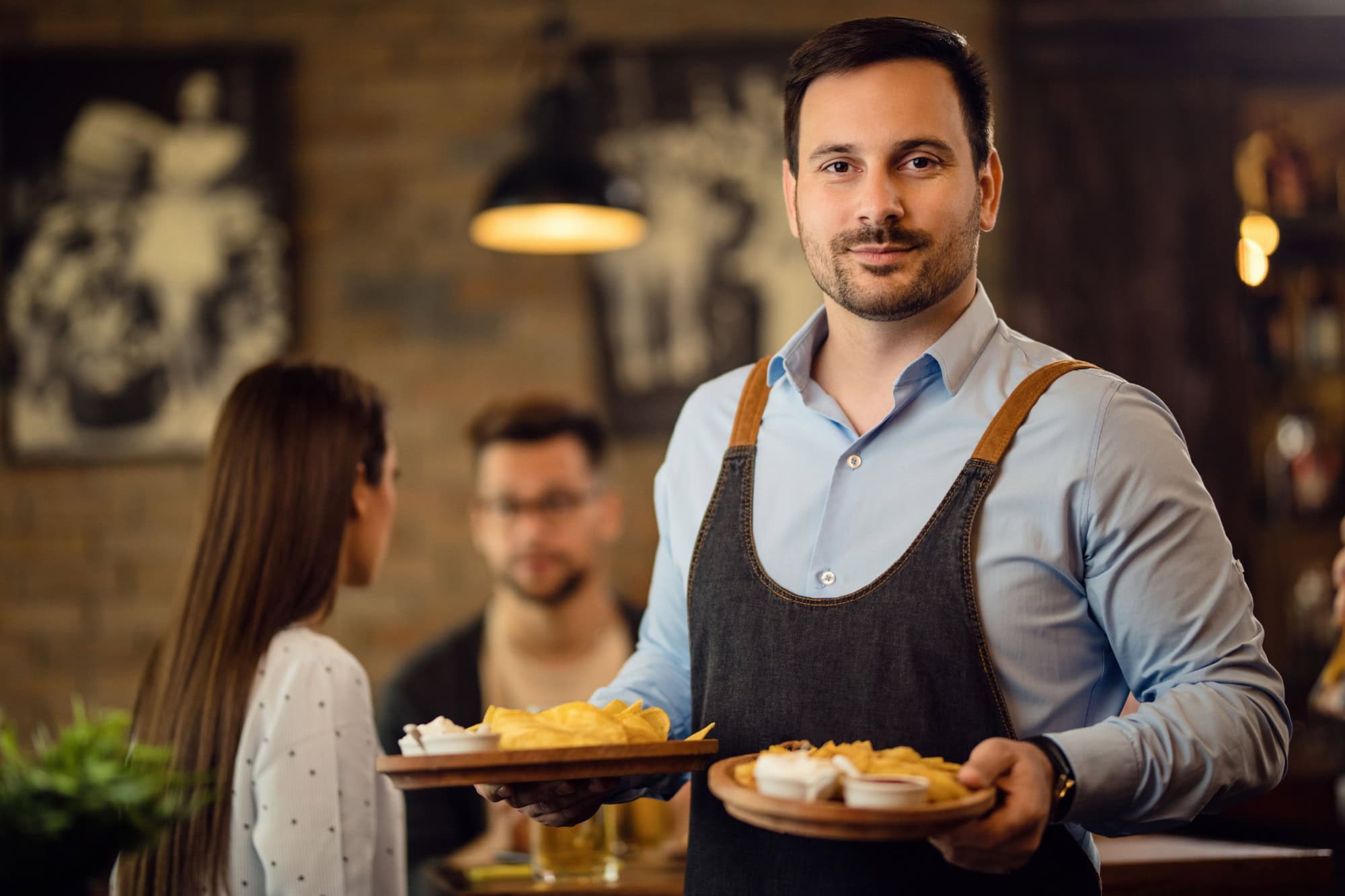 13 polite habits that frustrate many servers