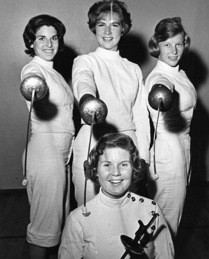 59 Images Of LA Women Living Their Best Lives In 1962
