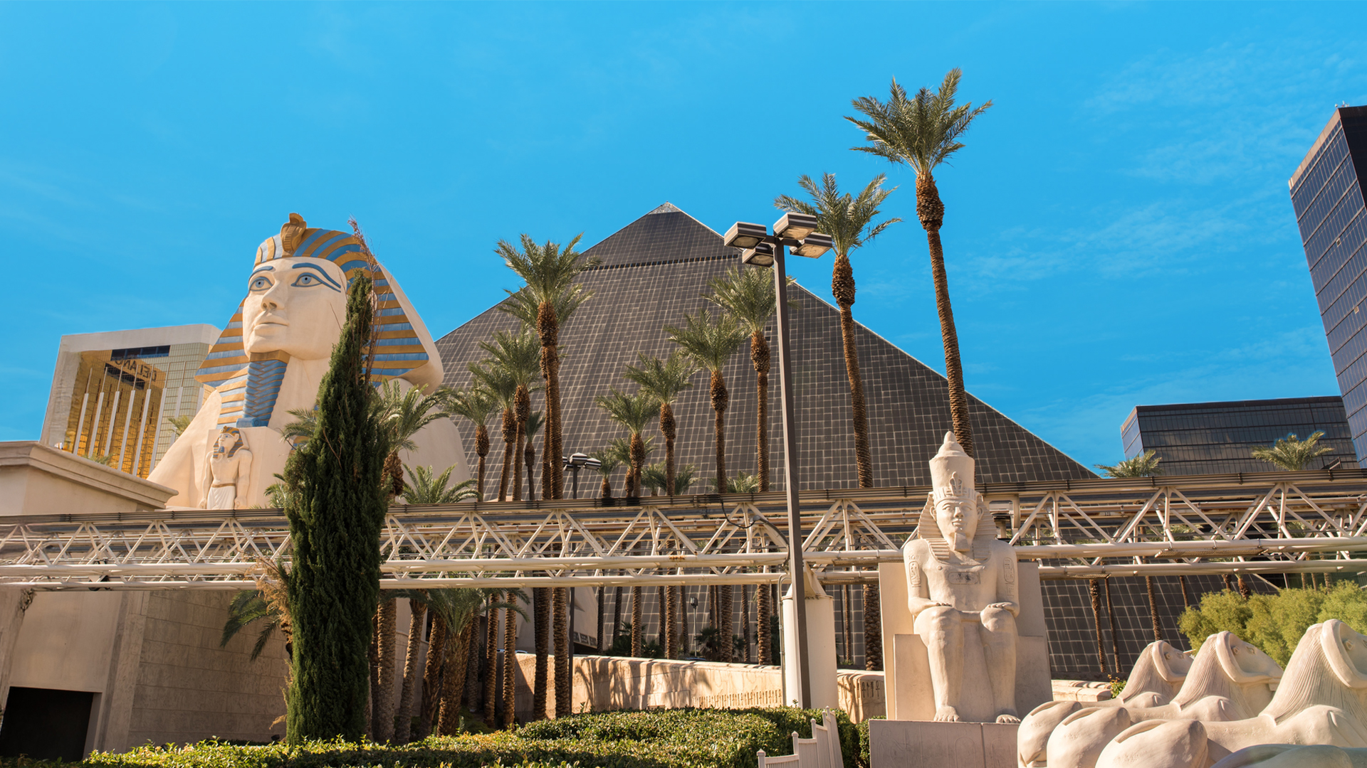 Las Vegas Architecture is Ingenious, but is it Good?