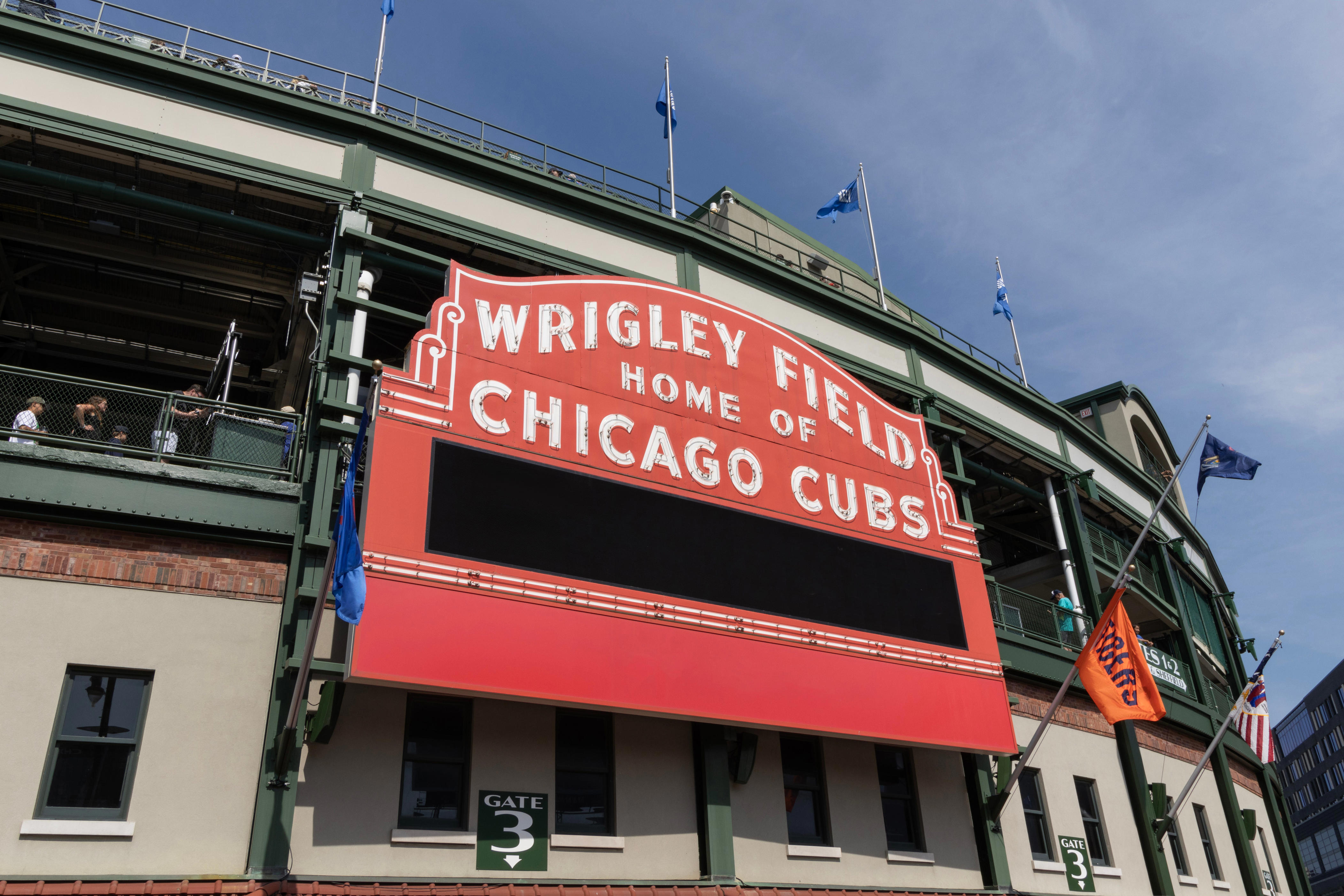 Wisconsin man charged with trespassing at Wrigley Field