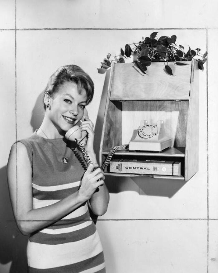 59 Images Of LA Women Living Their Best Lives In 1962
