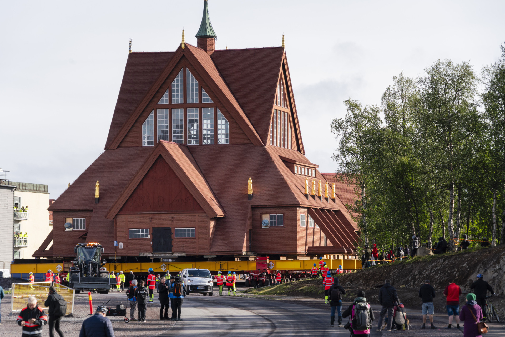 On the move: the biggest buildings ever relocated