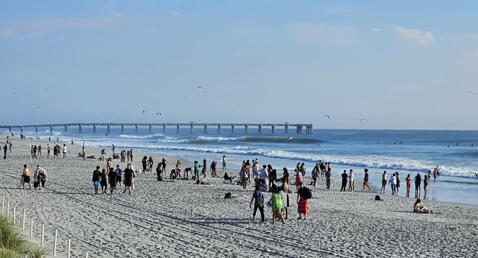 Jax Beach considers expanding outdoor capacity for bars, restaurants ...