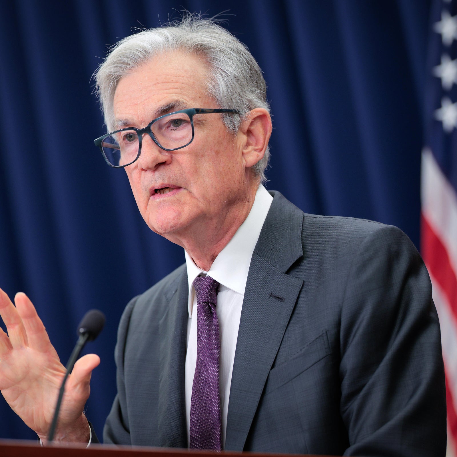 Fed lowers interest rates by 0.25 percentage points in third straight cut