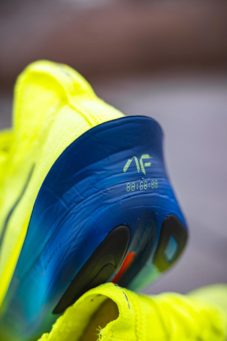 Harry Styles Wore The Nike Alphafly 3 For A Marathon, And Now Everyone ...