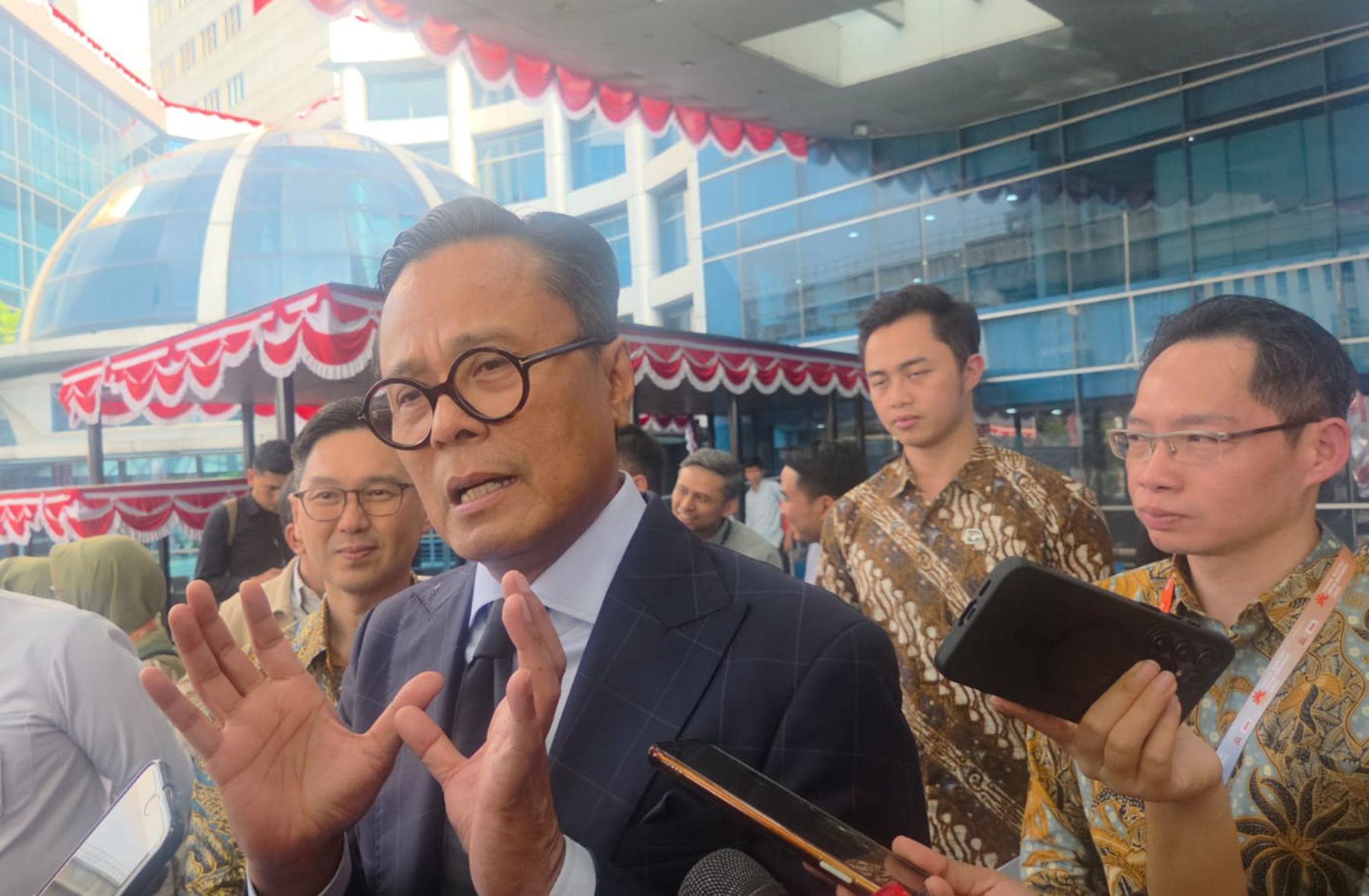 Dony Oskaria Jelaskan Kabar Rencana Pembangunan Peternakan Ayam Rp 20 ...