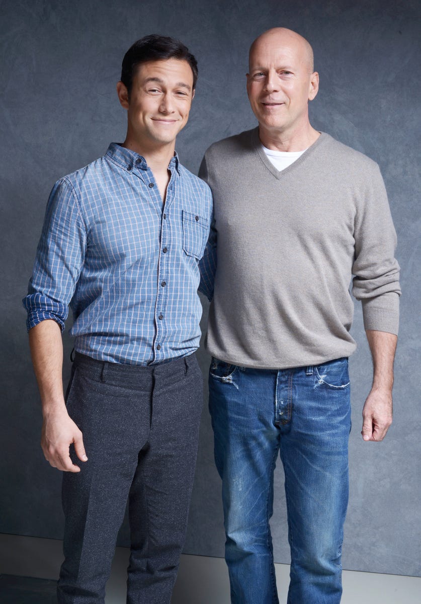 Joseph Gordon-Levitt, sobre Bruce Willis: "Es lo que consigues cuando ...