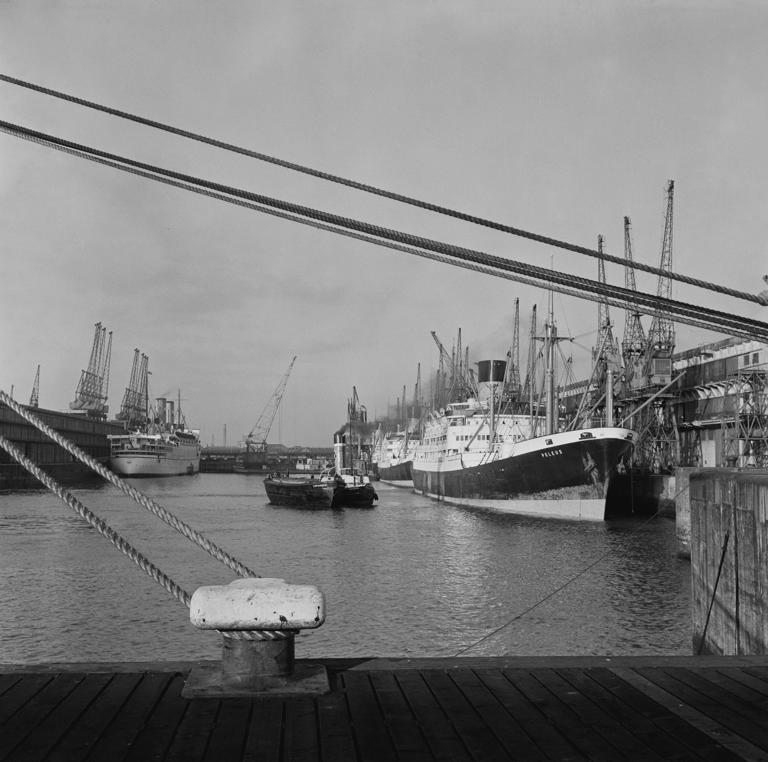 10 nostalgic pictures that encompass Liverpool's River Mersey and its ...