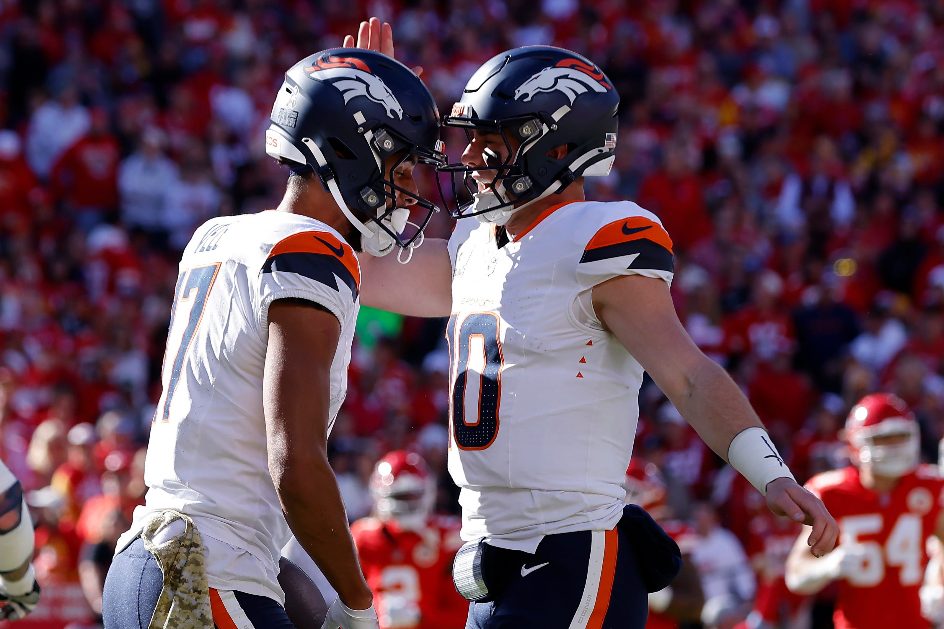Devaughn Vele trade looks like a great return for Broncos compared to ...