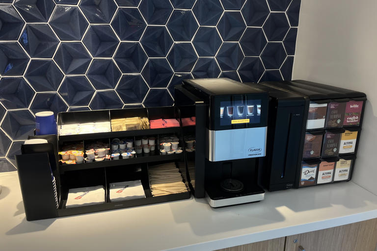 Another bank branch opens in Charlotte