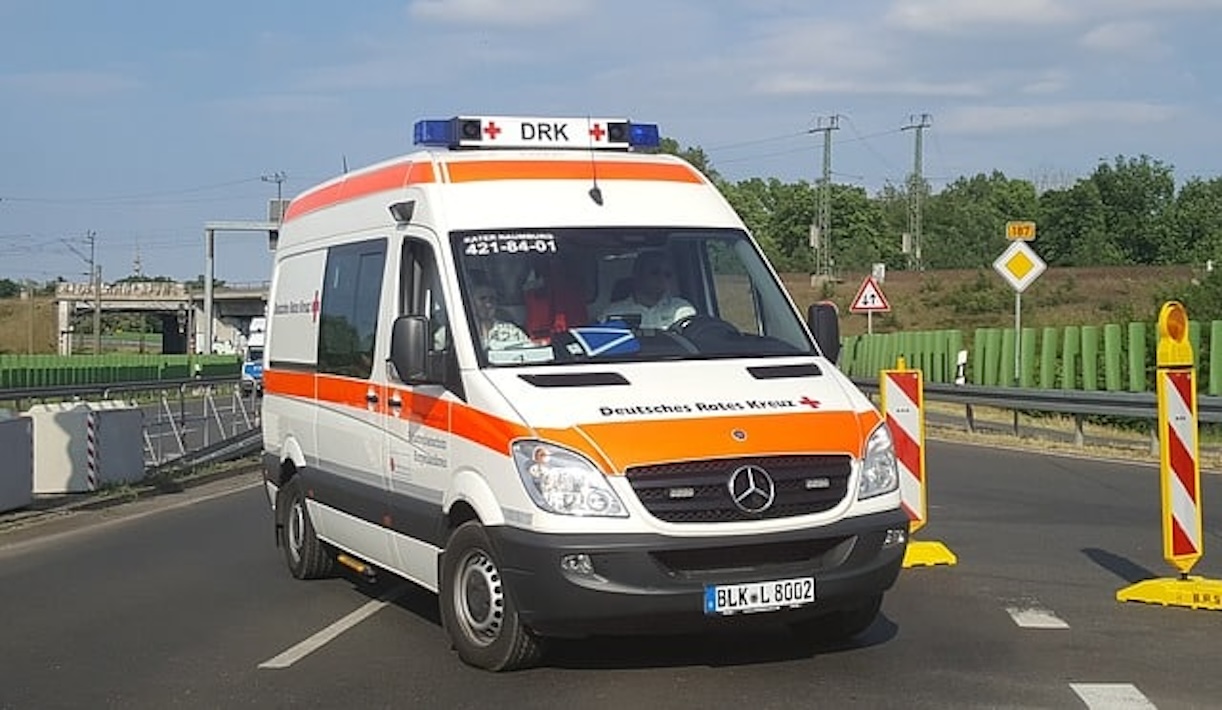 Si sente male mentre canta alla festa della nipote, tragedia in ...