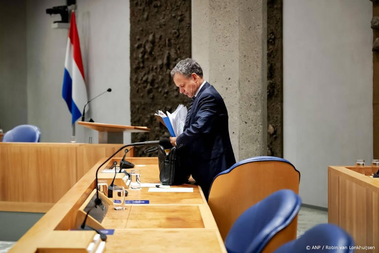 Buitenlandminister Veldkamp stapt op om Israël-maatregelen