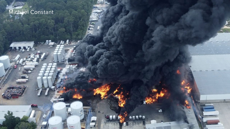 Roseland explosion prompts 1-mile evacuation radius, Highway 51 closed ...