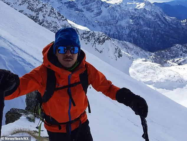 Hero mountaineer freezes to death after going back to help fellow ...