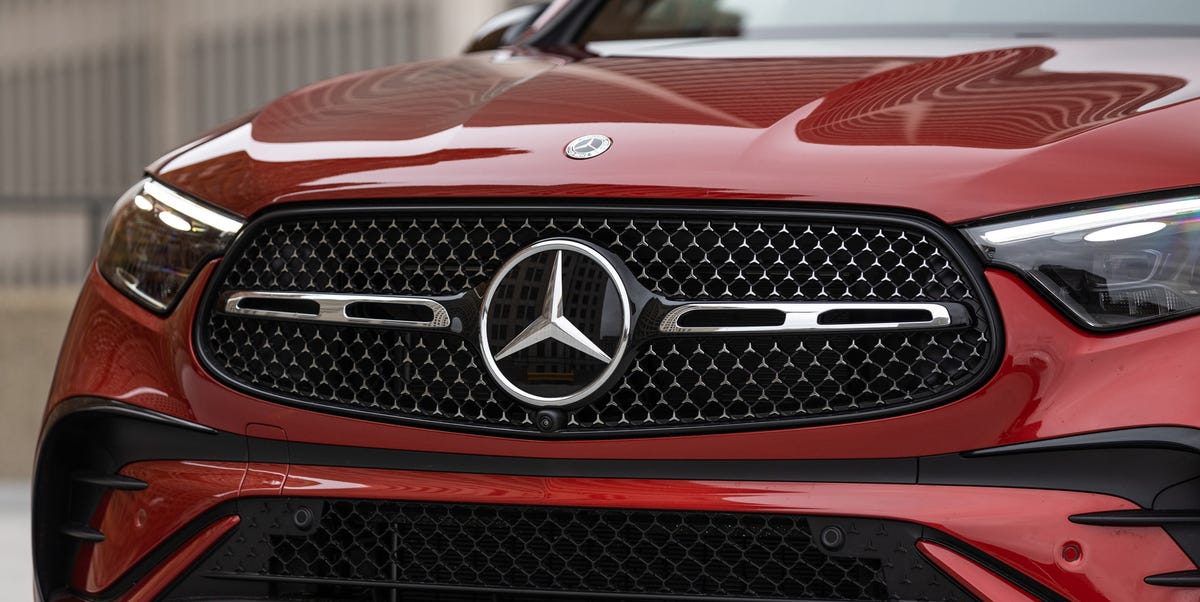 Could Mercedes-Benz Work Together with One of Its German Rivals? A ...