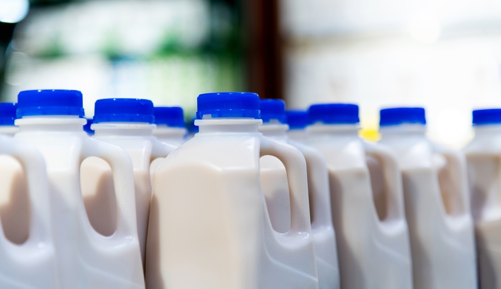 Never buy milk if you see this red flag at the grocery store