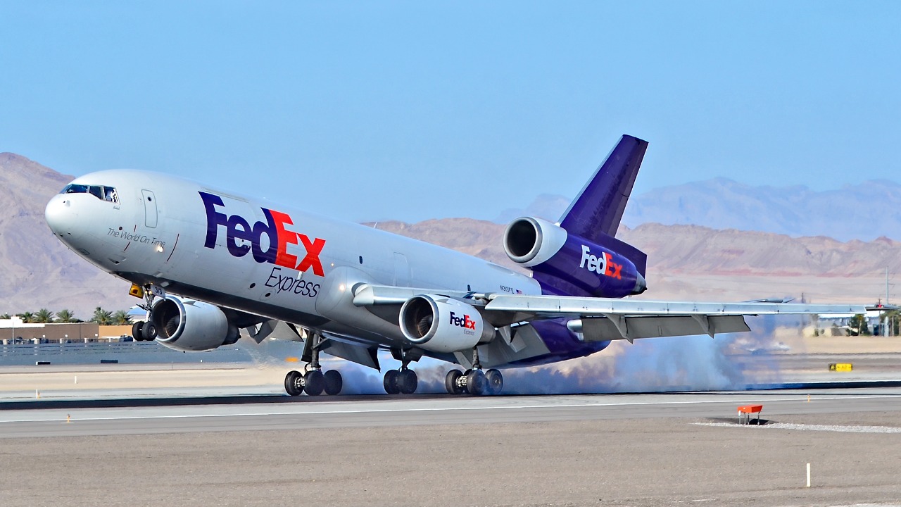 9 classic planes still flying cargo