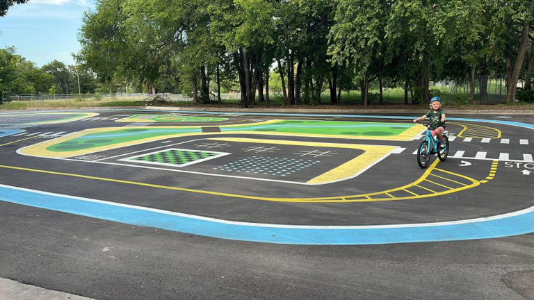 New bicycle traffic garden opens at east Austin park