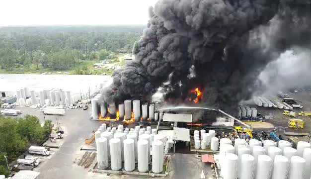 Fire contained following Roseland explosion at Smitty's Supply