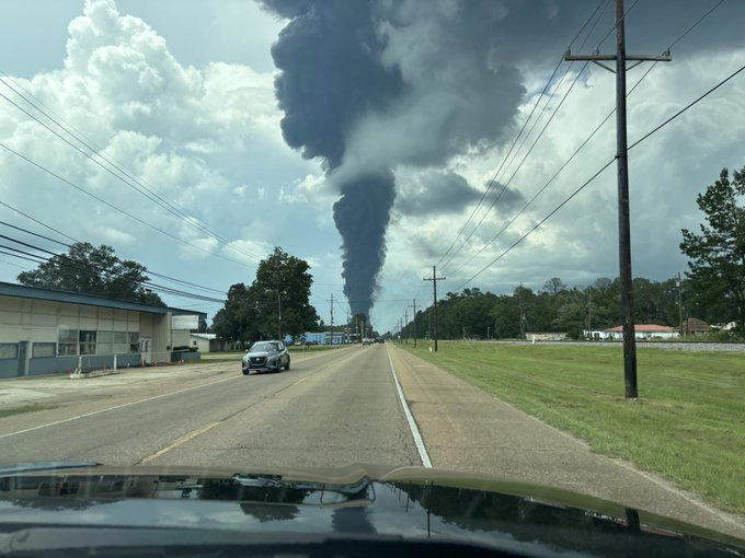 Massive fire after explosion at Louisiana business