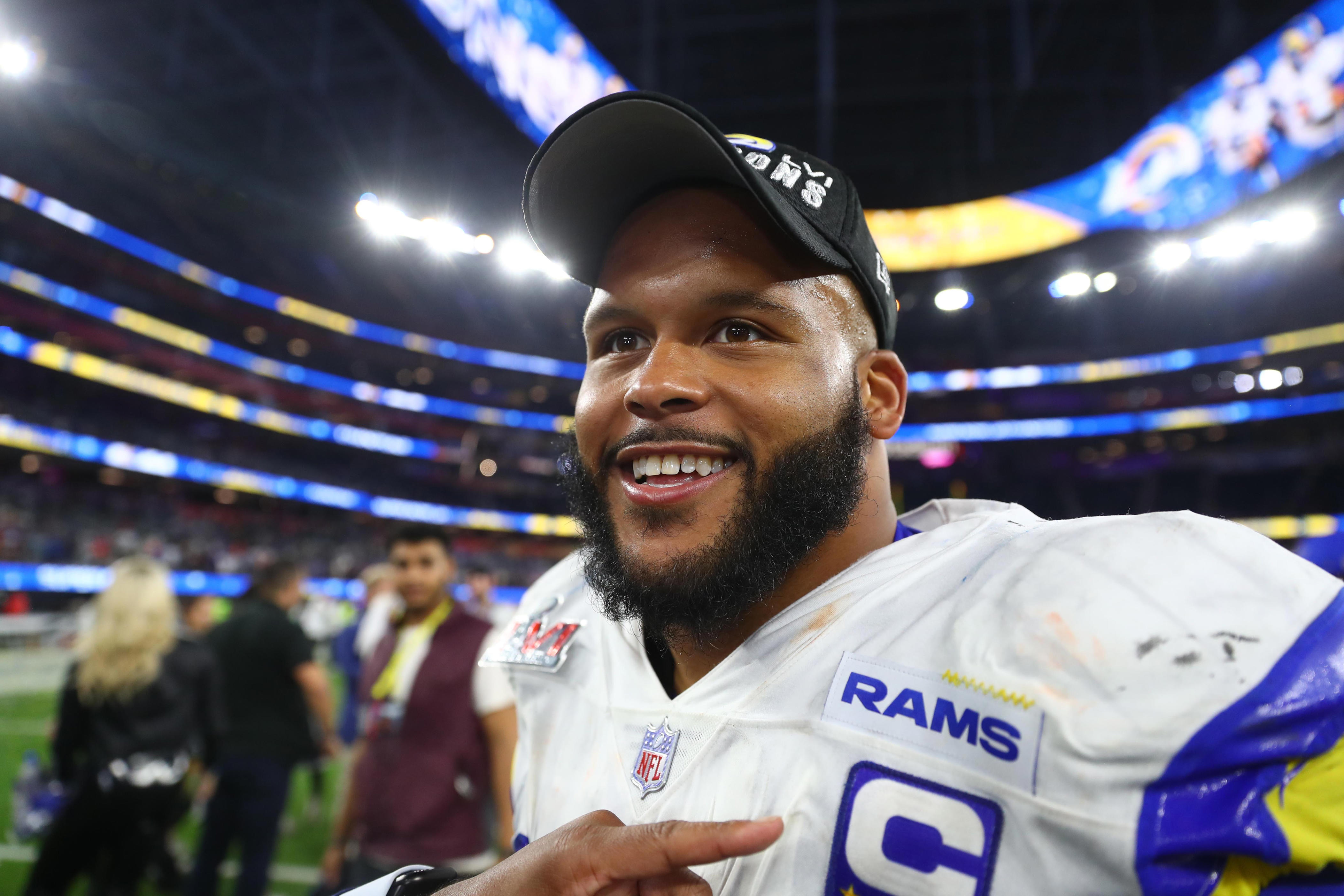 Look: Aaron Donald ran into a Rams fan with an awesome tattoo of him on ...