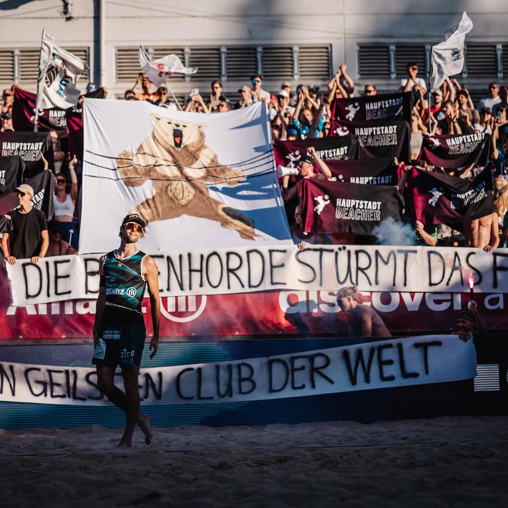 Festivalatmosphäre am Funkhaus Beach: Die German Beach Tour schlägt in ...