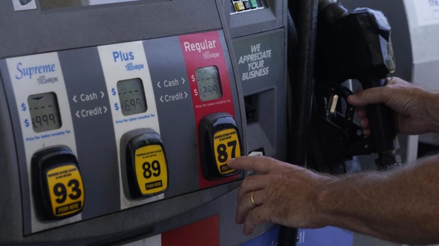 Northeast Wisconsin sees gas prices rise nearly 20 cents in one day
