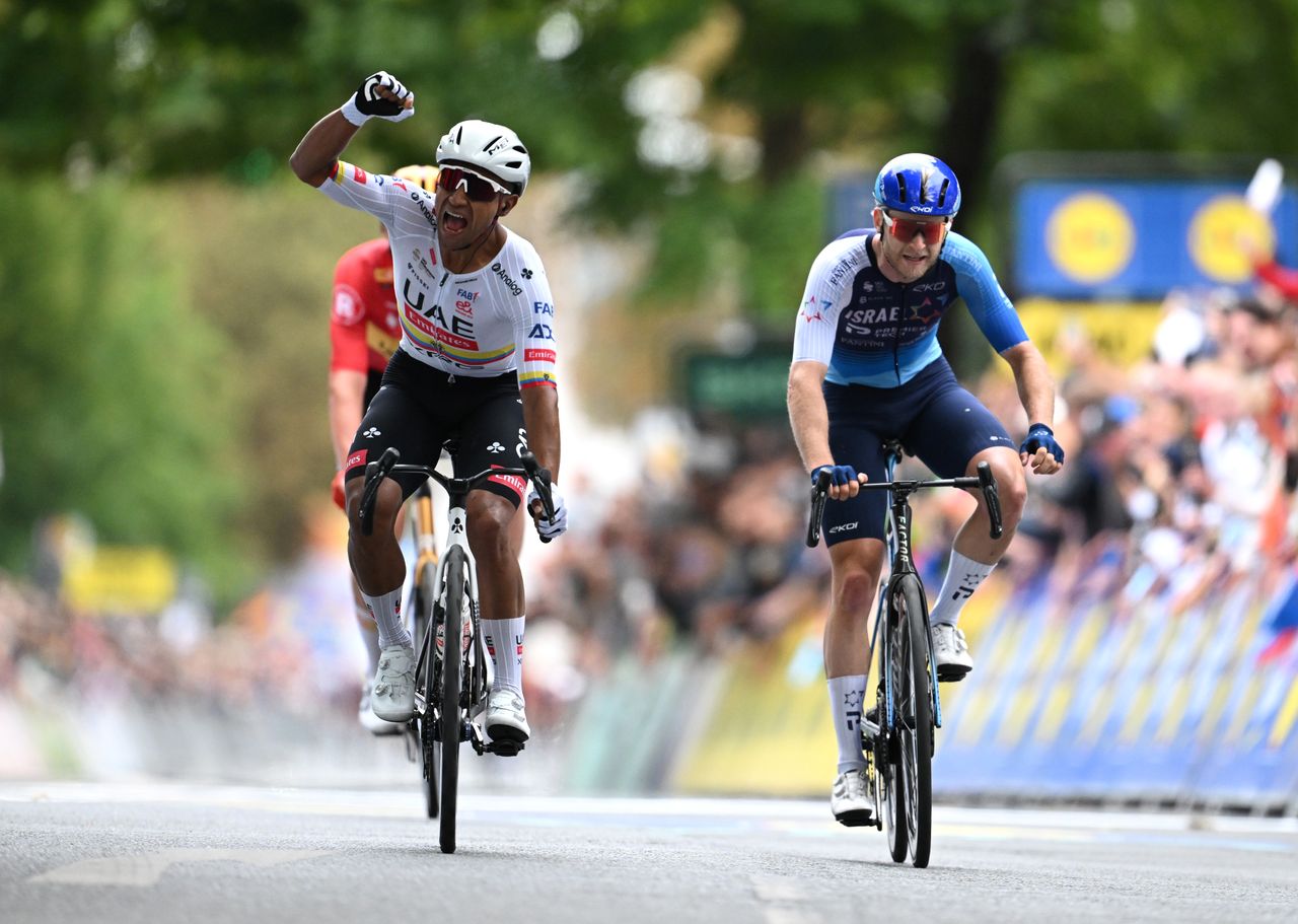 Deutschland Tour stage 2: Riley Sheehan pipped to victory by Jhonatan Narváez after celebrating ...