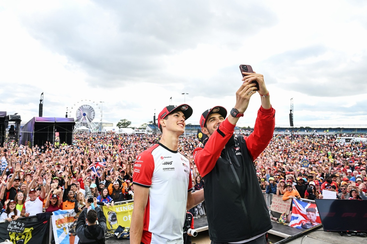 Por qué el "hooligan" Bearman es el "mejor" compañero de equipo para Ocon