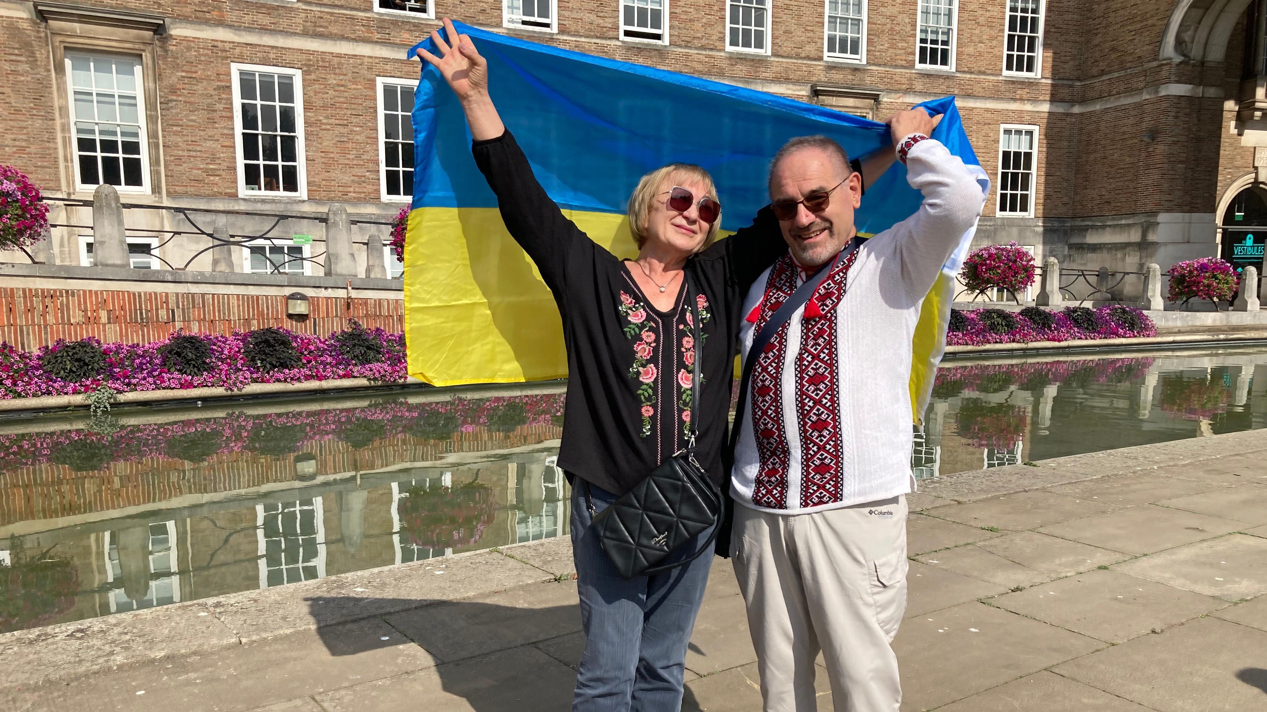 Spirit of Ukraine celebrated with songs and cakes