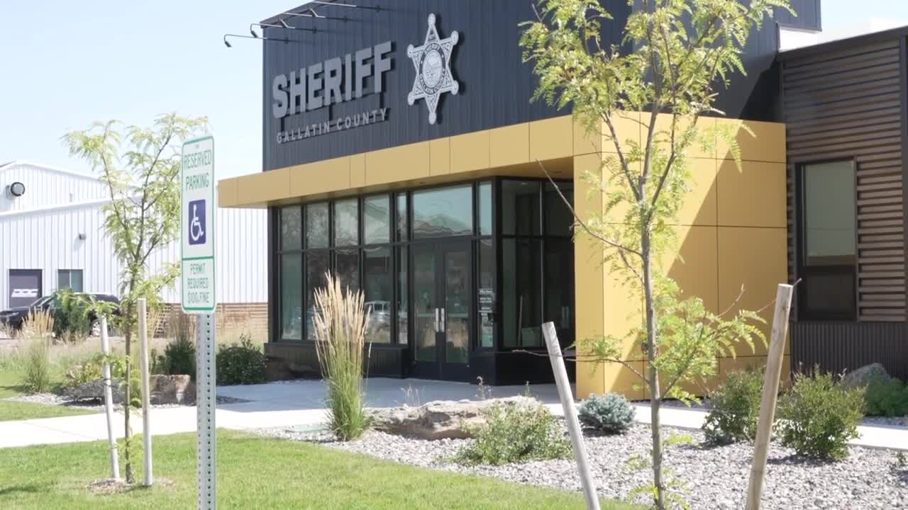 Sheriff's deputy nearly gets hit head-on on Frontage Road