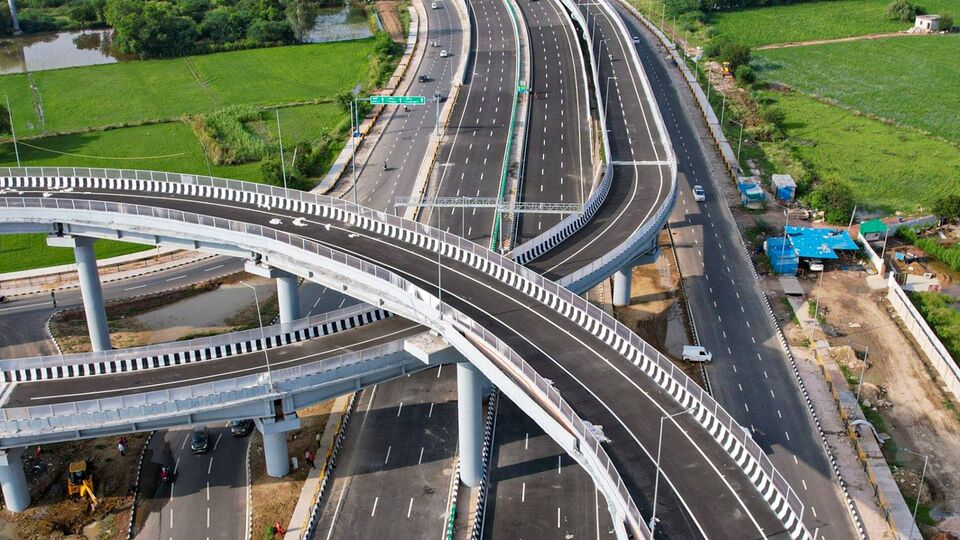 Reliance Infra to sell Pune-Satara toll road project to Cube Highways in a ₹2,000 crore deal ...