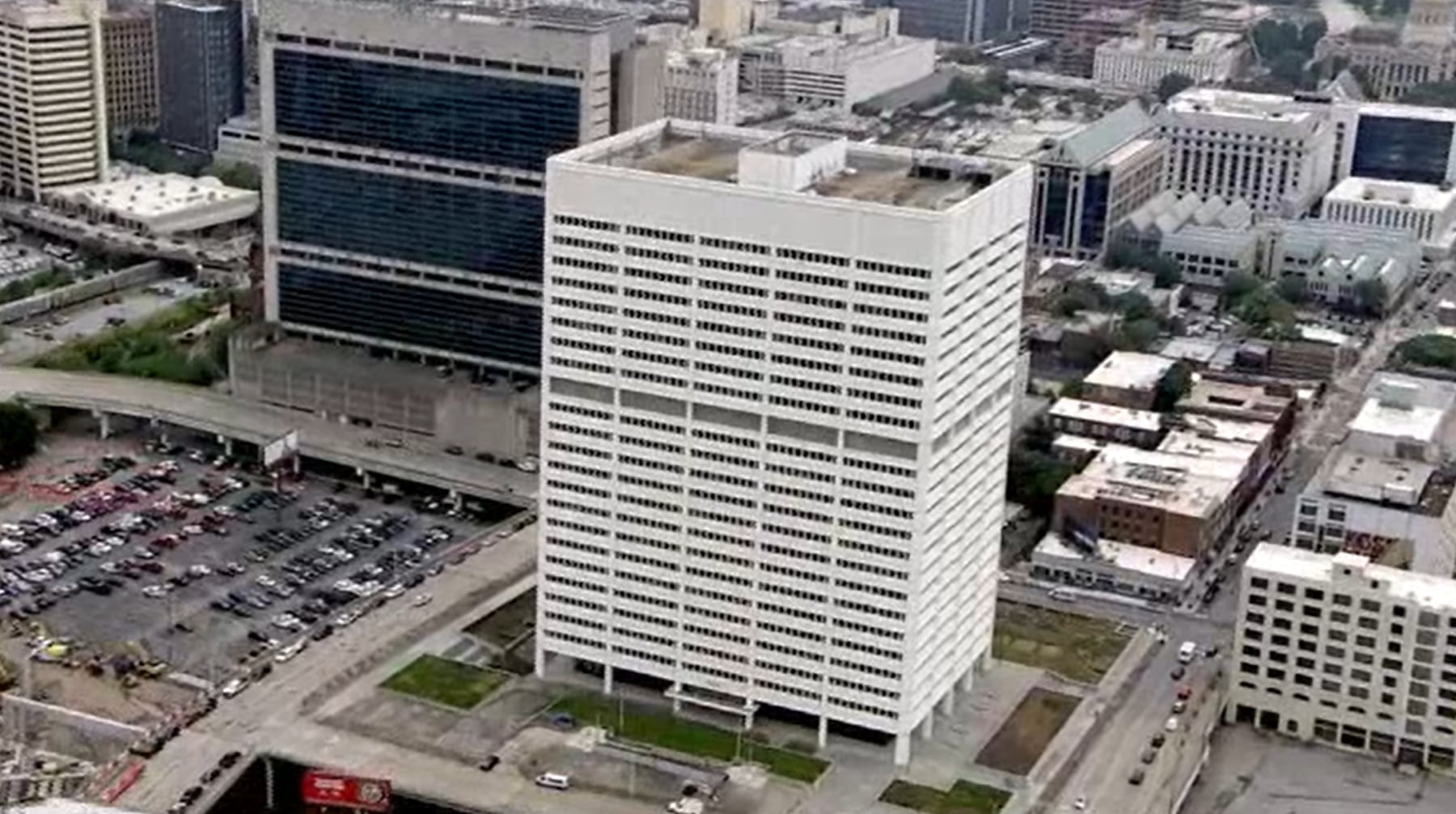 All-clear given after suspicious envelopes sent to federal building in ...