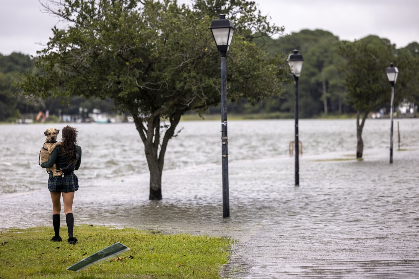Hurricane Erin leaves rough seas with 2 swimmers dead and a search ...