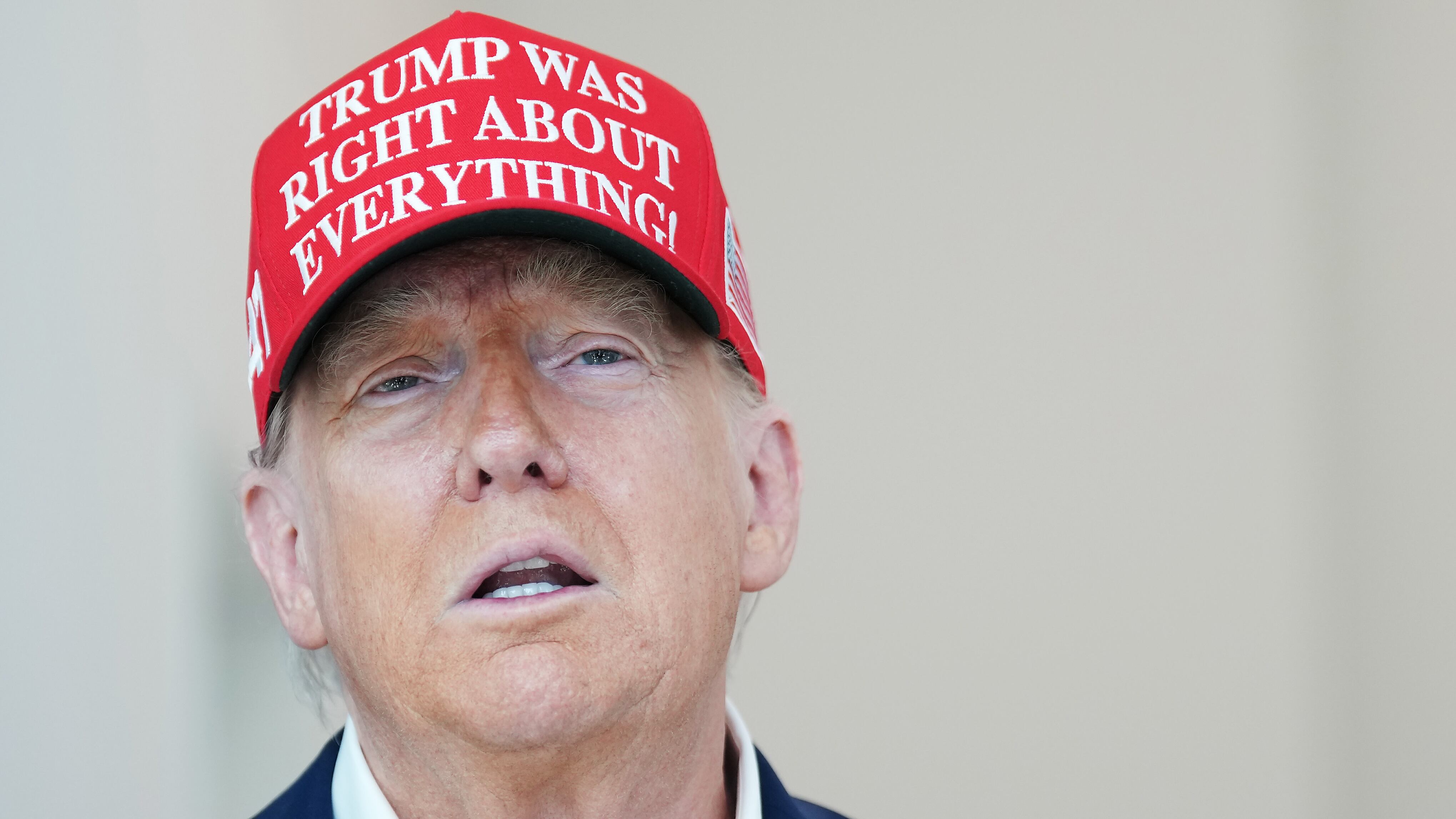 Trump Dons ‘Right About Everything’ Hat on Tacky Gift Shop Stop