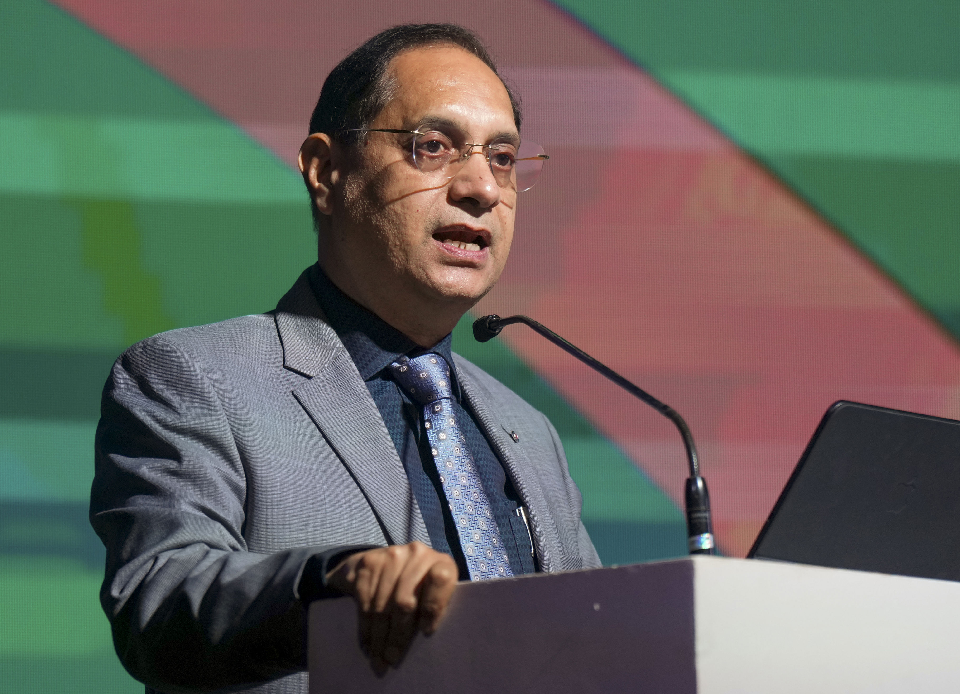 Sebi chief warns MFs on fraudulent redemptions; promises incentives for ...