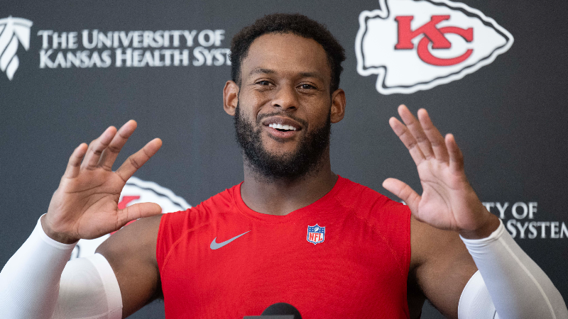 Chiefs JuJu Smith-Schuster on the leadership of veterans Patrick ...